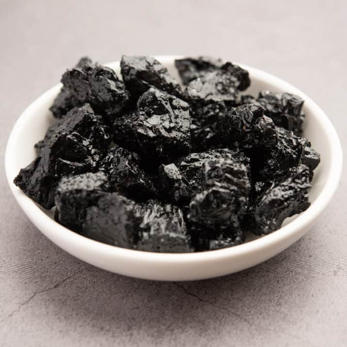 Shilajit Benefits, Nutrition Facts and Side Effects - Dr. Axe