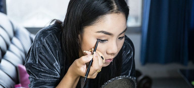 How to Make Liquid Eyeliner, DIY Recipe - Dr. Axe