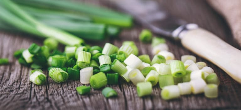 Scallions vs. Green Onions, Plus Benefits, Nutrition and Recipes - Dr. Axe
