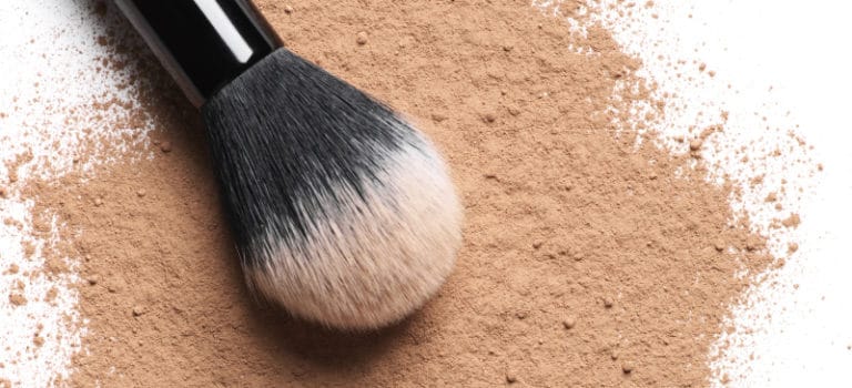Setting Powder: Make Your Own DIY Face Powder - Dr. Axe