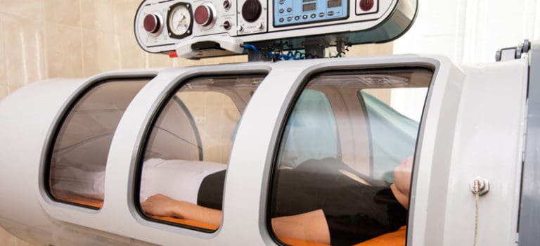 Hyperbaric Oxygen Therapy Benefits, Risks and Side Effects - Dr. Axe