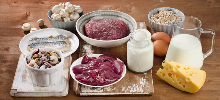 Vitamin B12 Dosage: What Is the Proper Daily Amount? - Dr. Axe