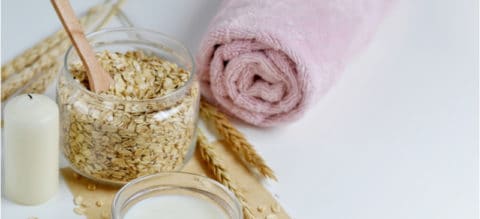 How to Make an Oatmeal Bath for Smoother, Healthier Skin