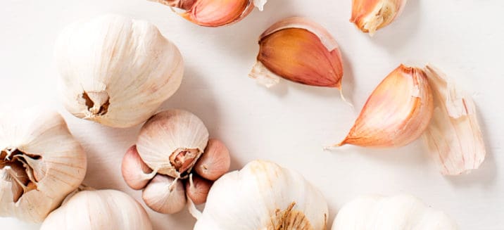 Top 6 Reasons to Keep Garlic Peels and Onion Skins - Dr. Axe