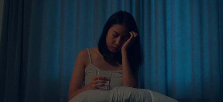 Melatonin Side Effects, Drug Interactions and Overdosage - Dr. Axe