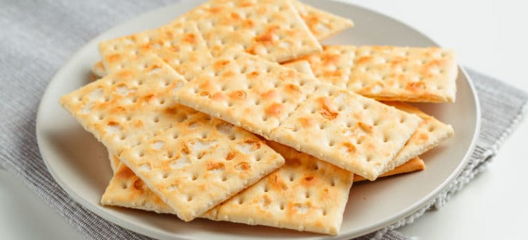 Are Saltine Crackers Healthy? Pros and Cons of Saltines - Dr. Axe